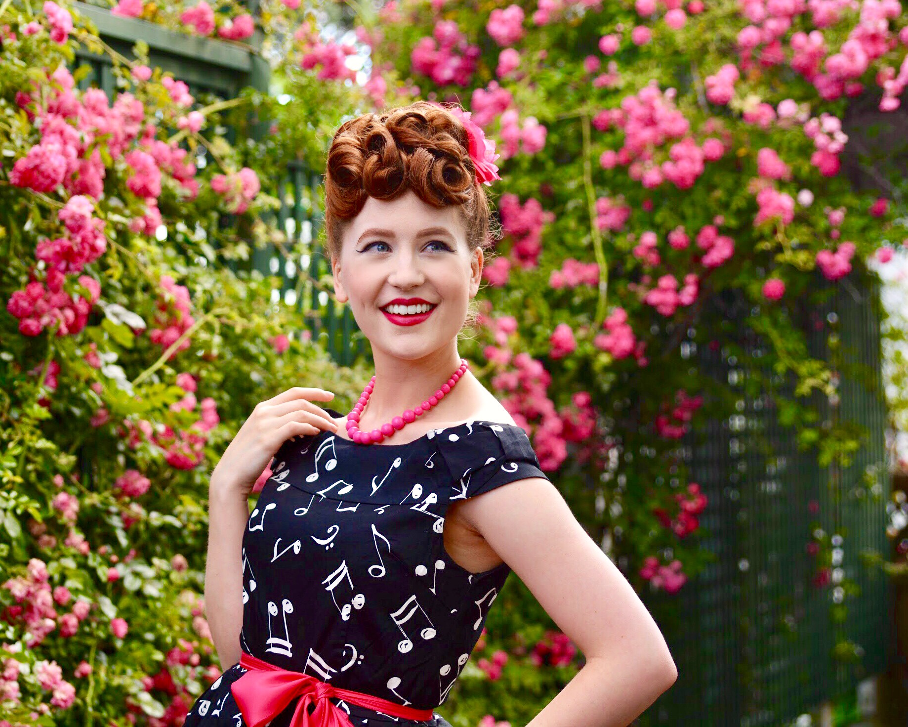 Christie dress│Lindy Bop – Miss Hero Holliday